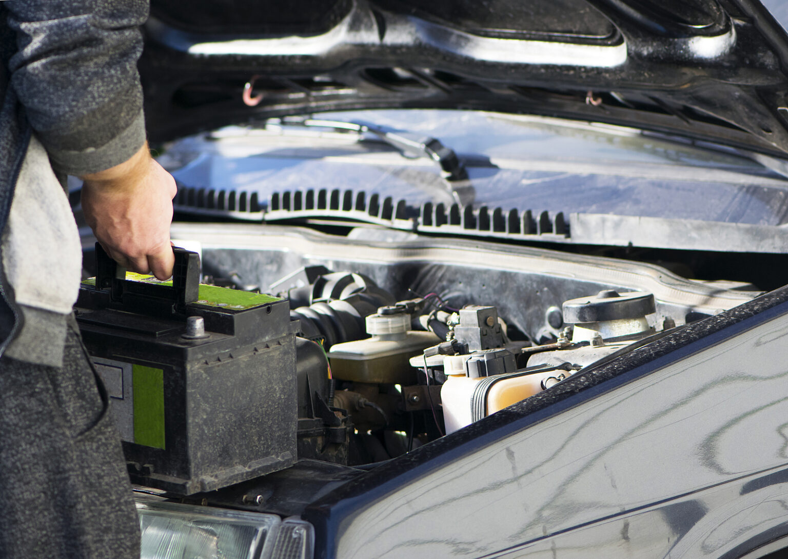 Is My Car Battery Failing? - Big Chief Tire in Jacksonville, FL
